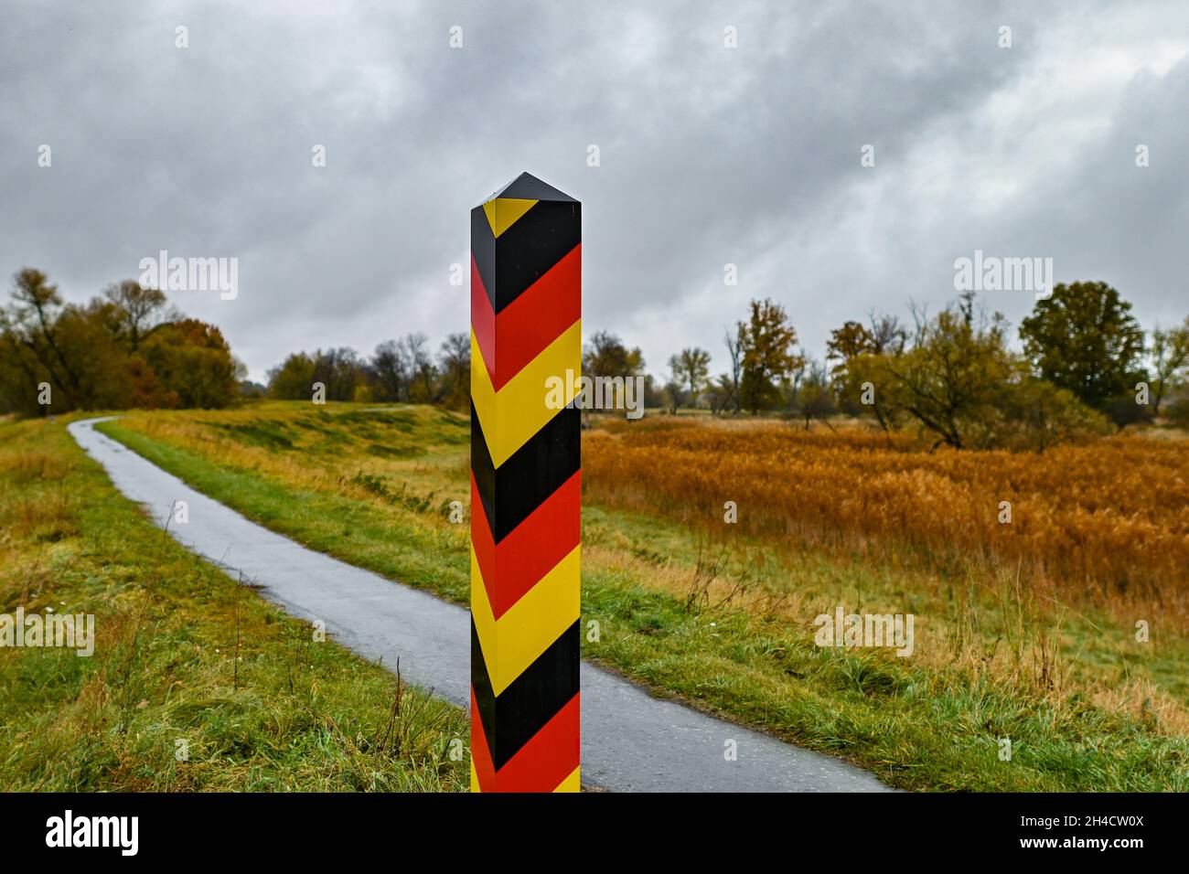 East german border marker post hi-res stock photography and images - Alamy
