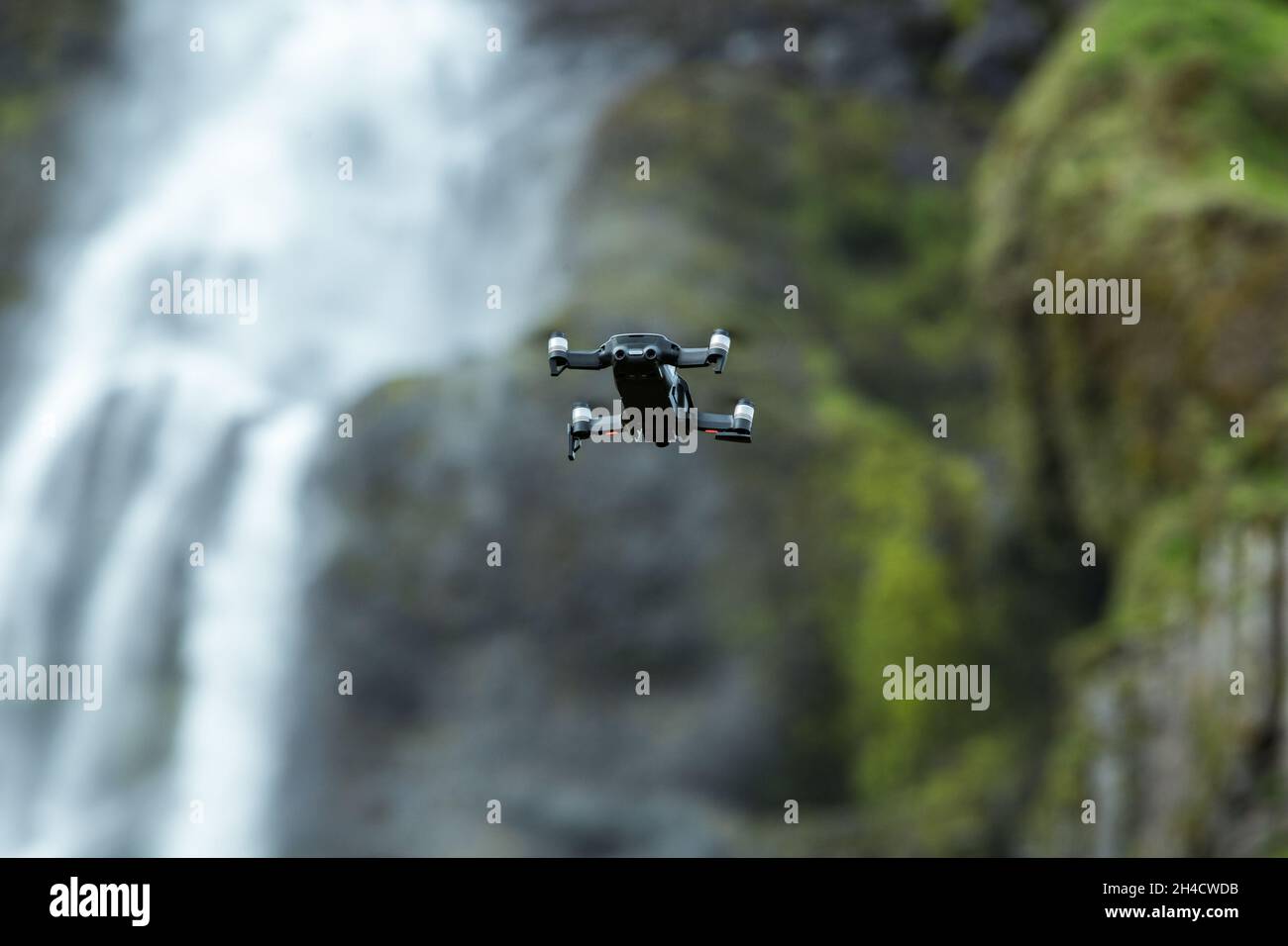 Drone in Iceland, flying with drone above the island travel the world ...