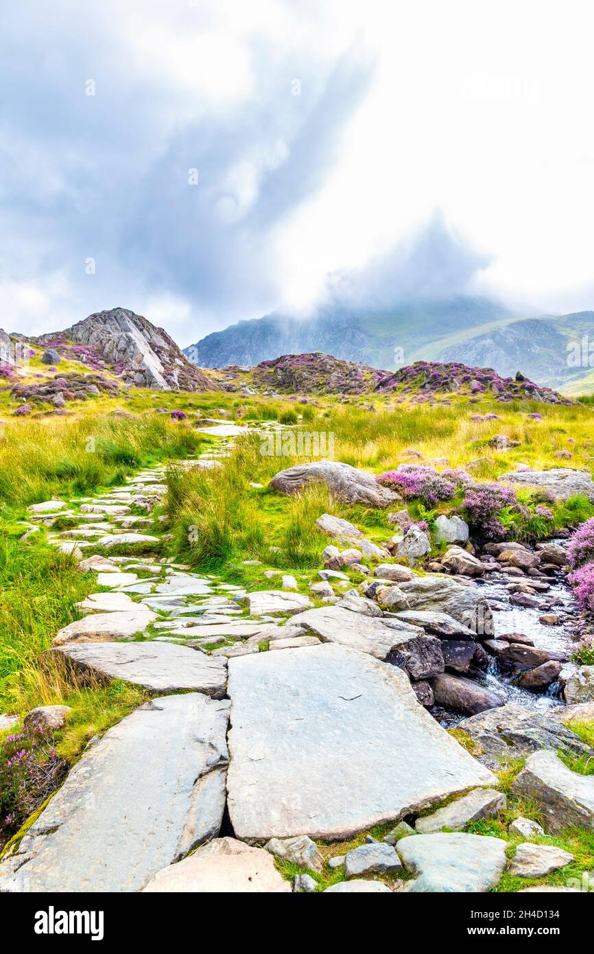 Idwal snowdonia mountain rocks river hi-res stock photography and ...