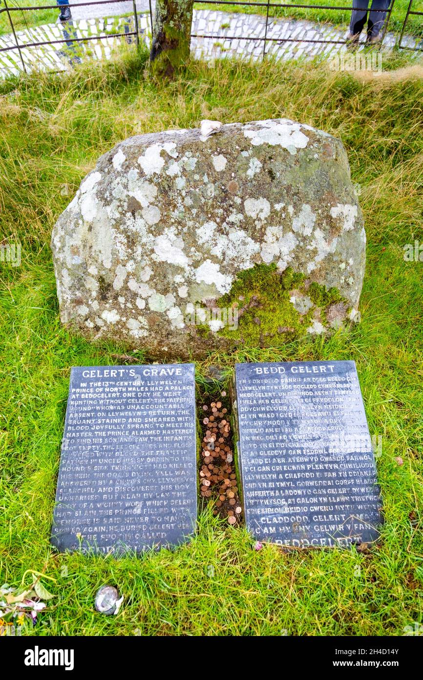 Gelerts grave beddgelert gwynedd north hi-res stock photography and ...