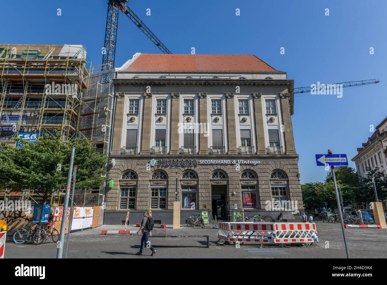 Humana kaufhaus berlin hi-res stock photography and images - Alamy