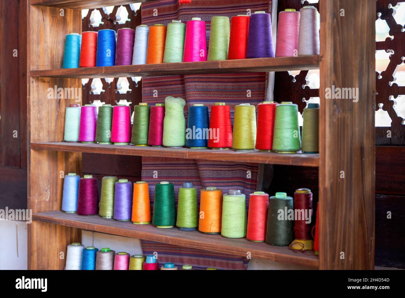 Chinese tailor hi-res stock photography and images - Alamy
