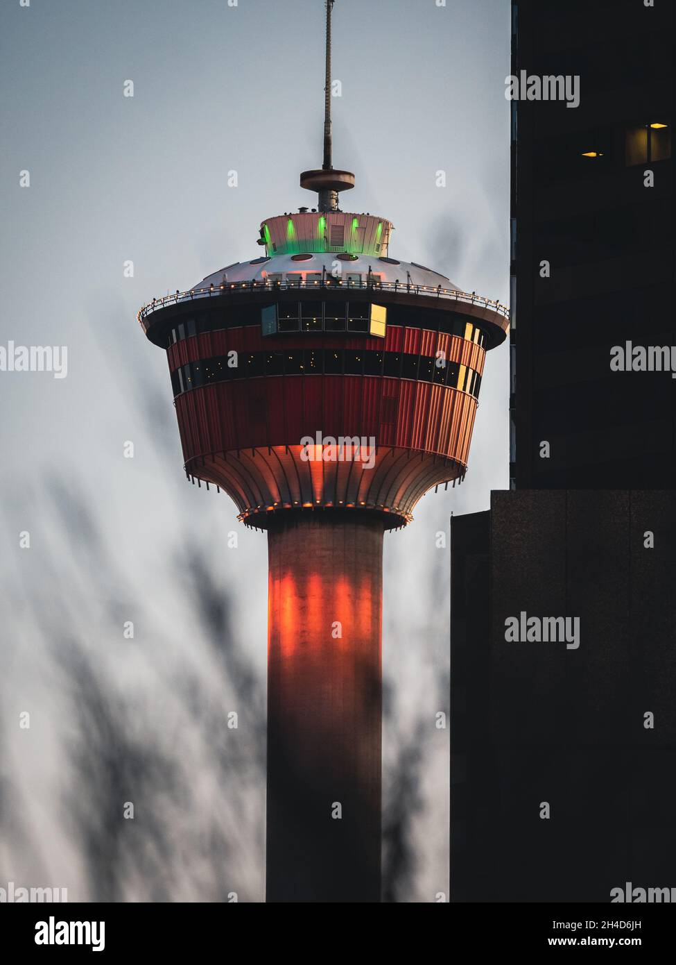 Calgary tower and restaurant hi-res stock photography and images - Alamy
