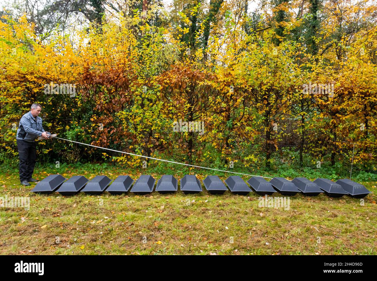 Dresden, Germany. 02nd Nov, 2021. Joachim Kozlowski prepares the ...