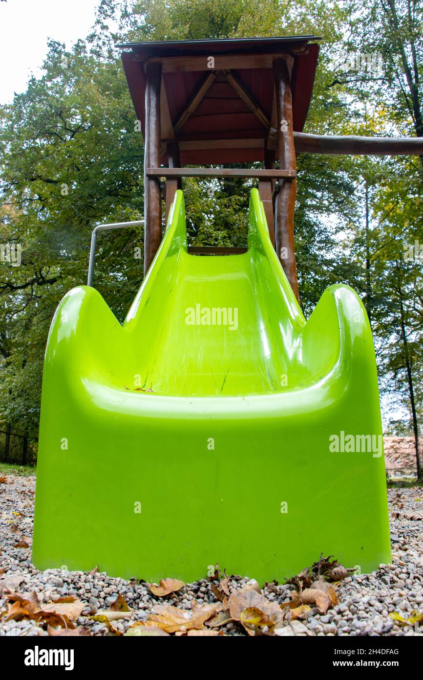 Green slide hi-res stock photography and images - Alamy