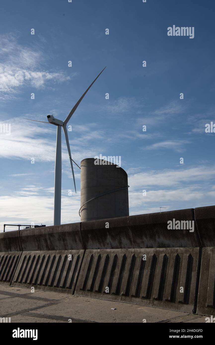 Gulliver, the wind turbine at Ness Point in Lowestoft is officially the ...