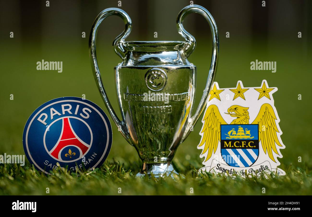Psg emblem hi-res stock photography and images - Alamy