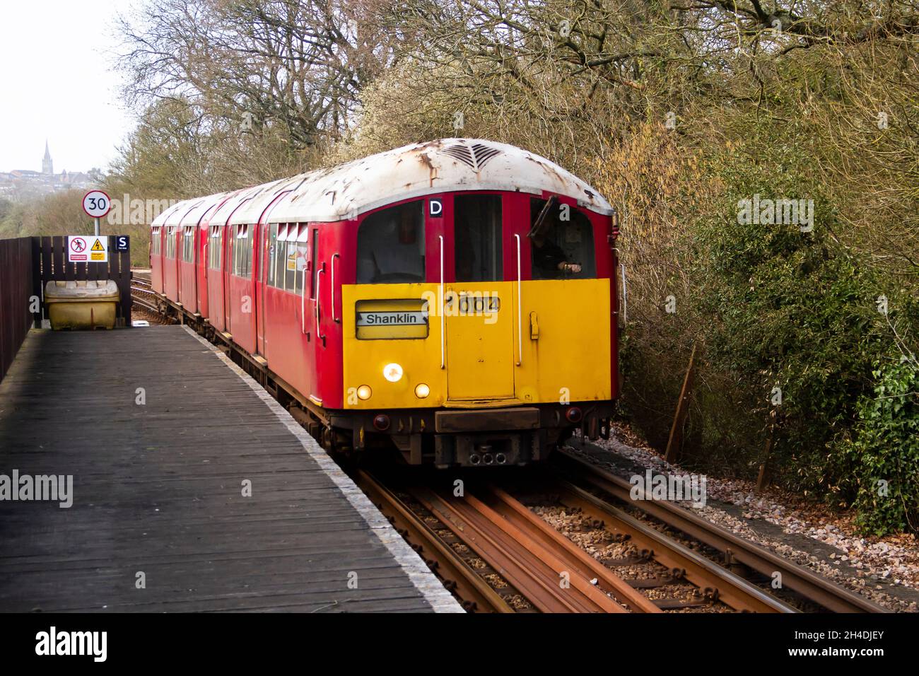 Island line 2017 featuring the former London Transport tube trains ...