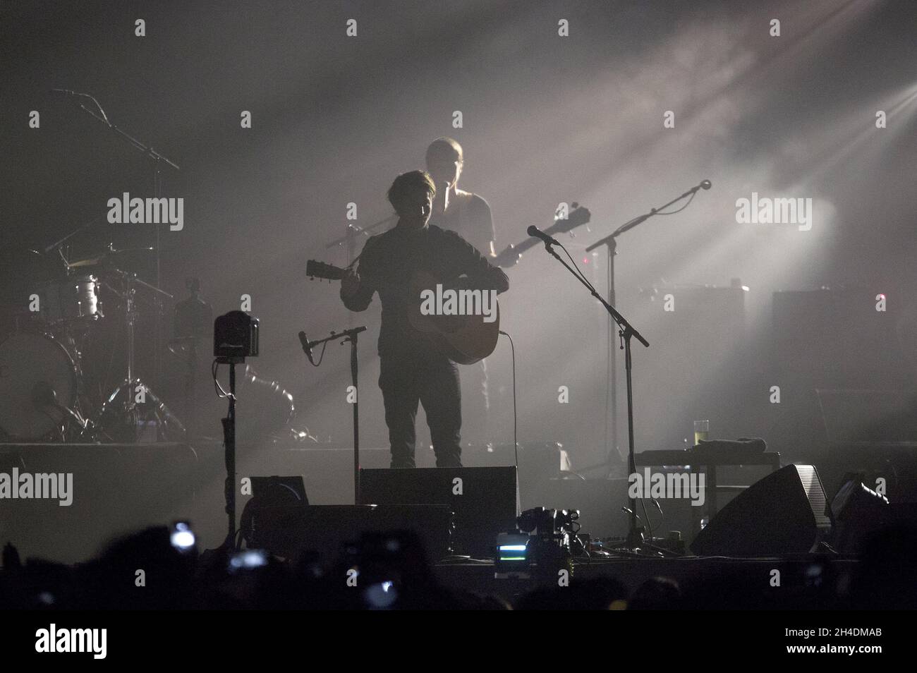 Ben howard tour hi-res stock photography and images - Alamy