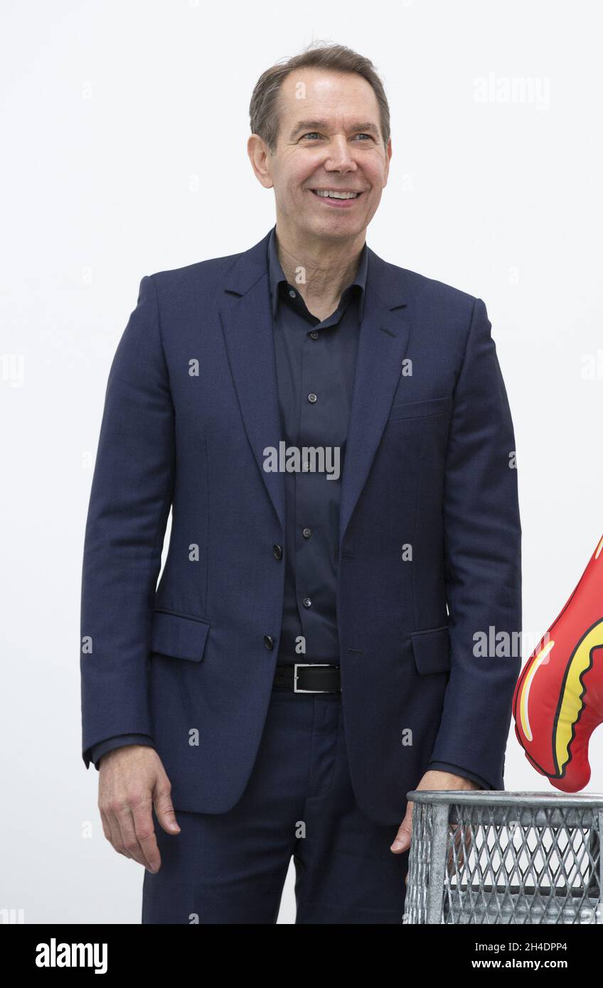 Jeff Koons attends a photocall to mark the opening of the Newport ...
