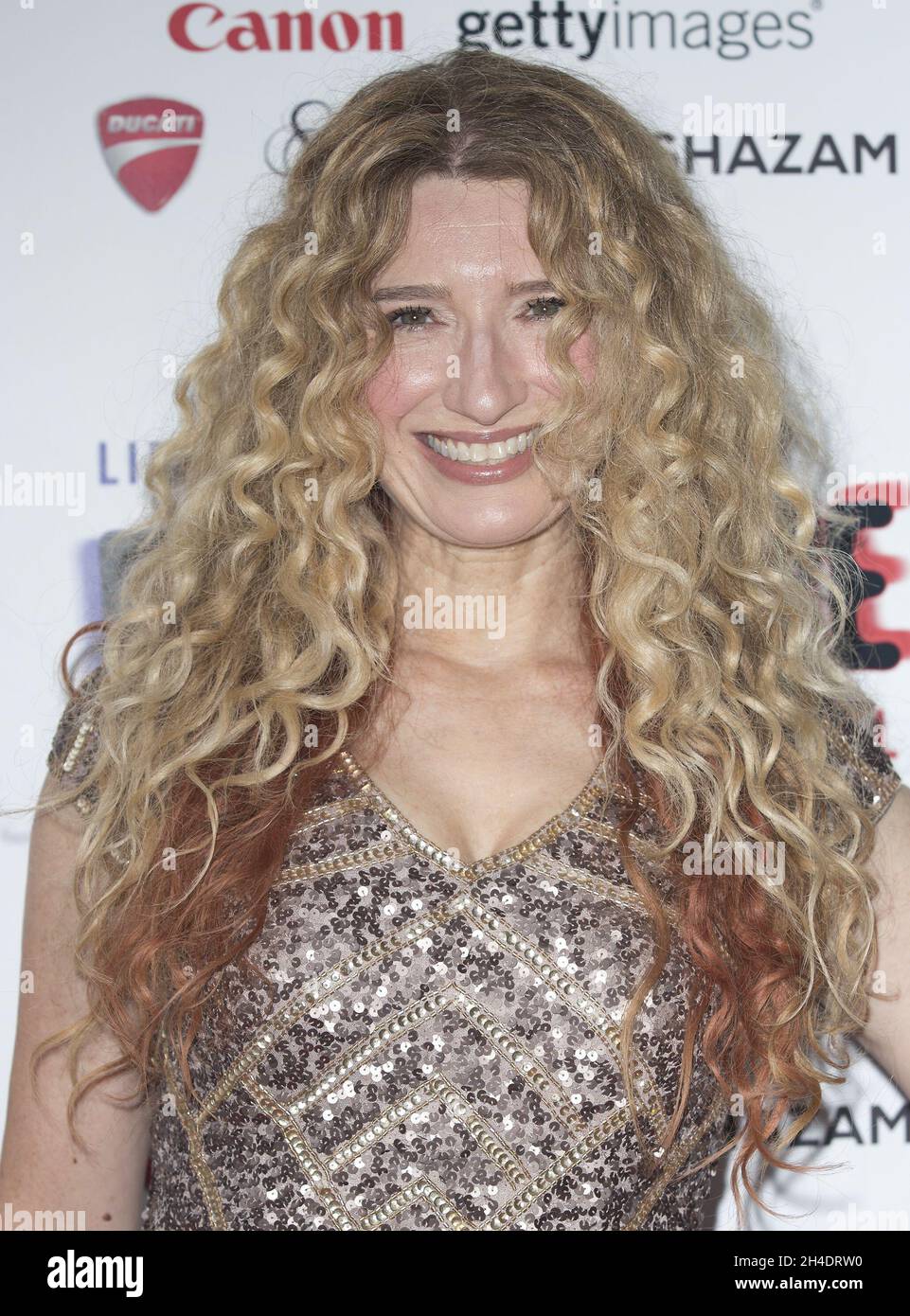 Idsok arriving arrival arrives red carpet redcarpet headshot headshot ...