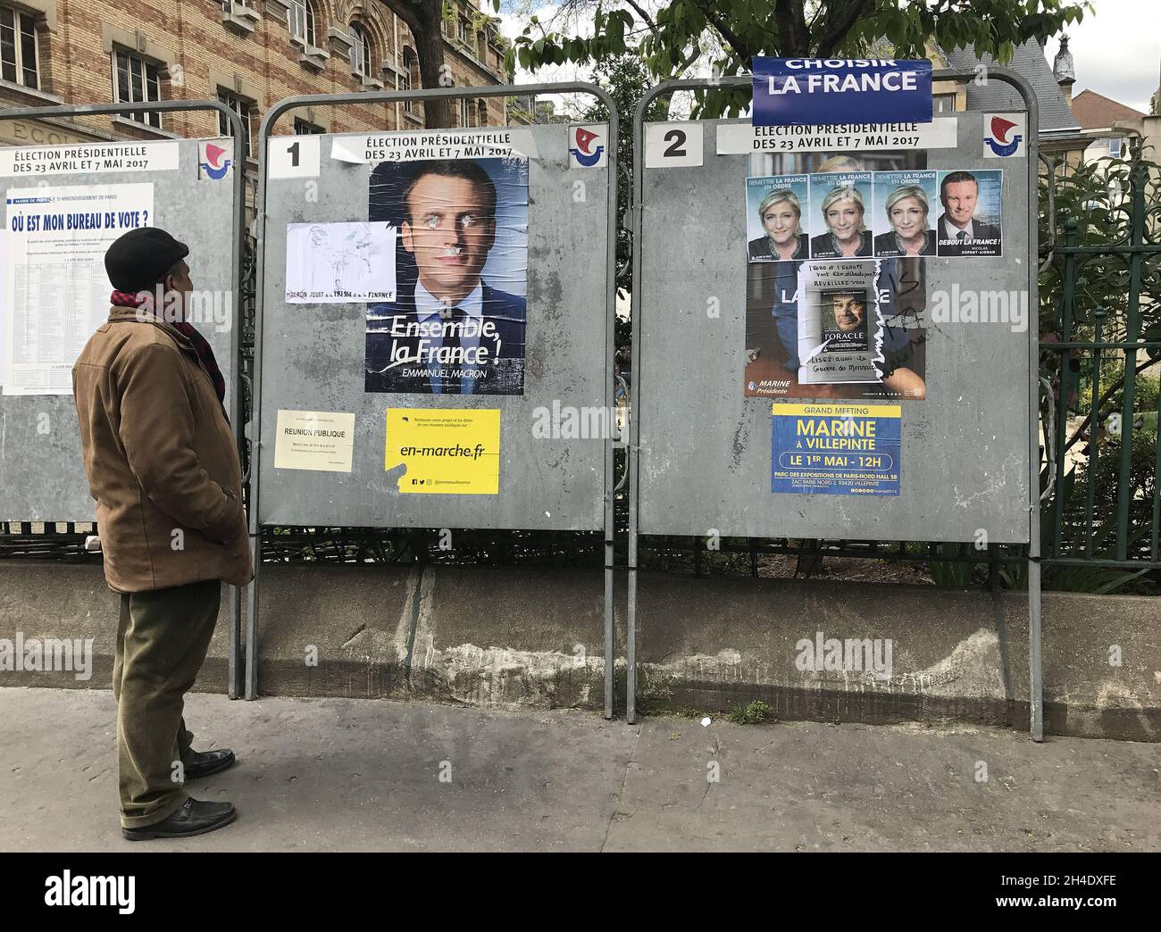 Campaign photo for en hi-res stock photography and images - Alamy