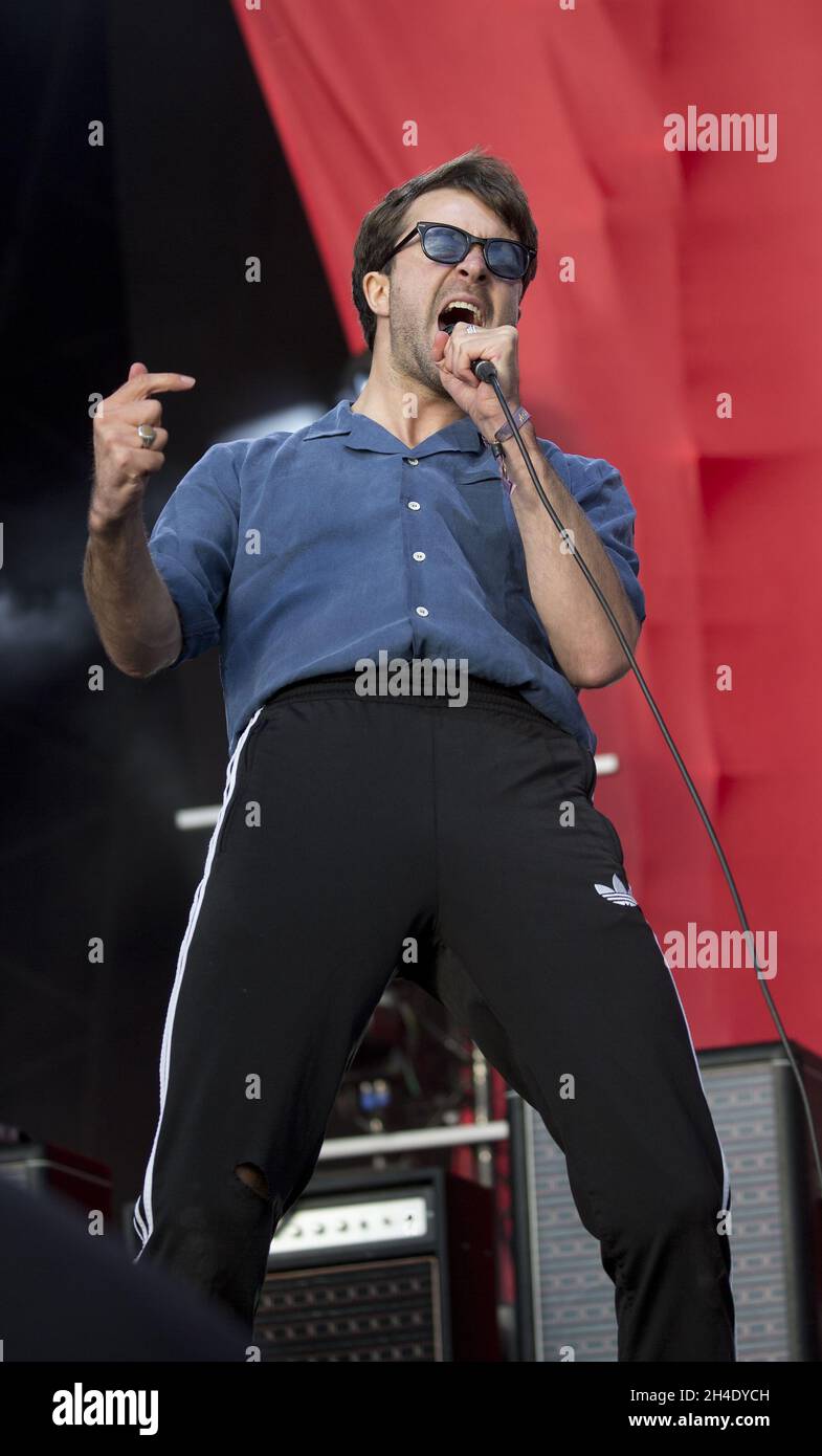 Justin young singer hi-res stock photography and images - Alamy