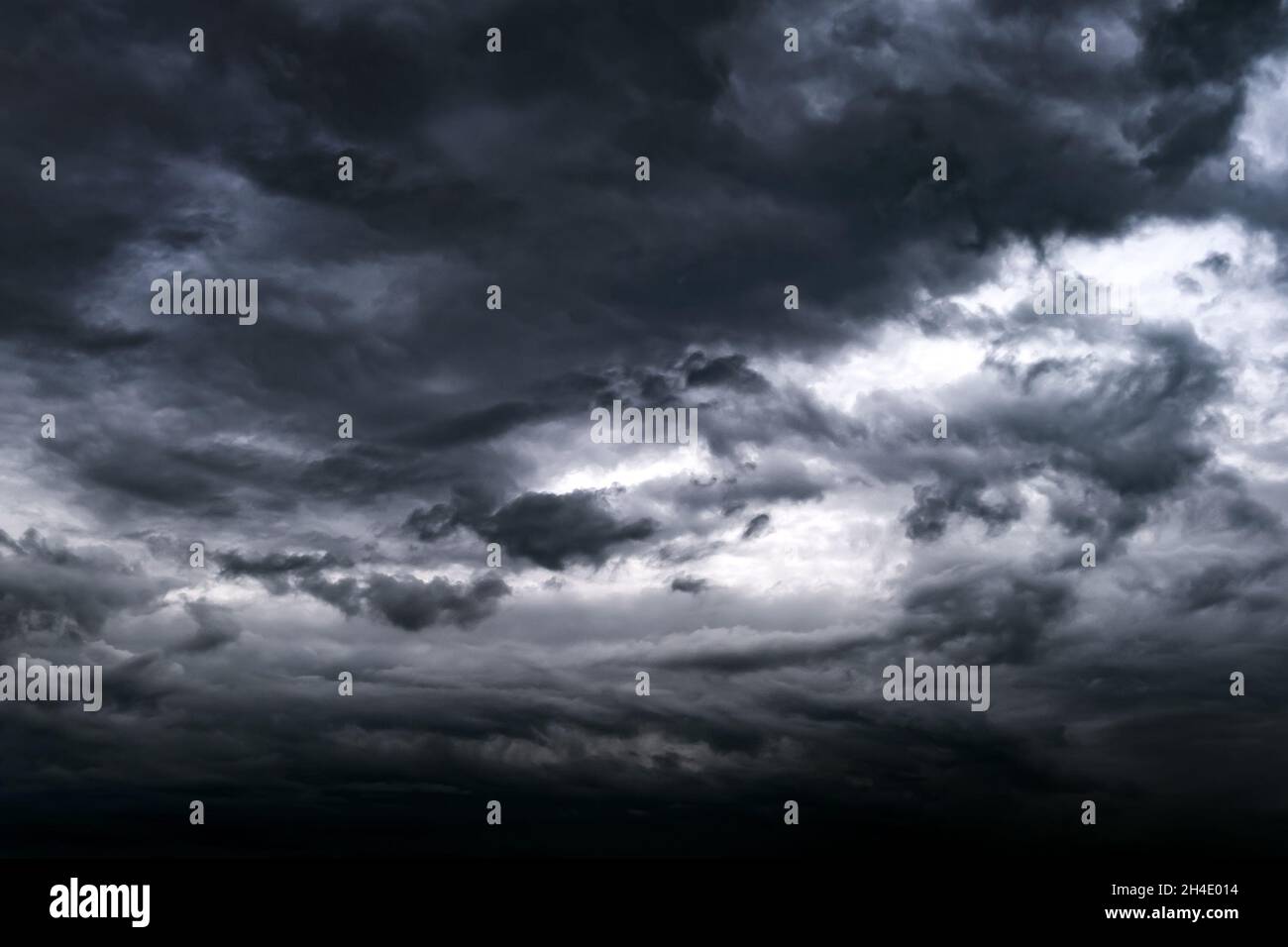 Dramatic Dark Clouds before Thunder Storm and Rain Stock Photo - Alamy