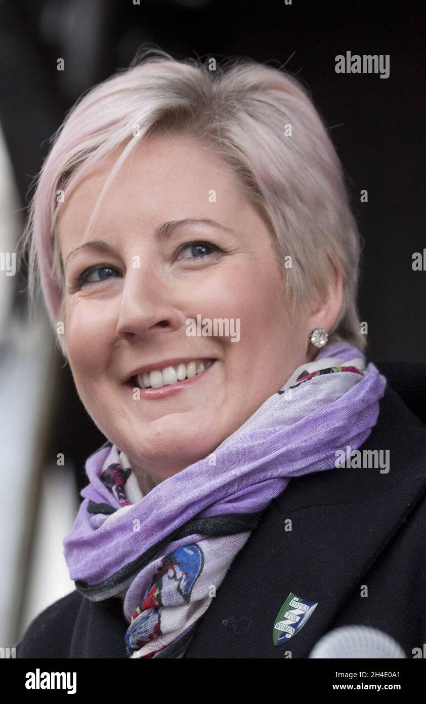 Hannah bardell hi-res stock photography and images - Alamy