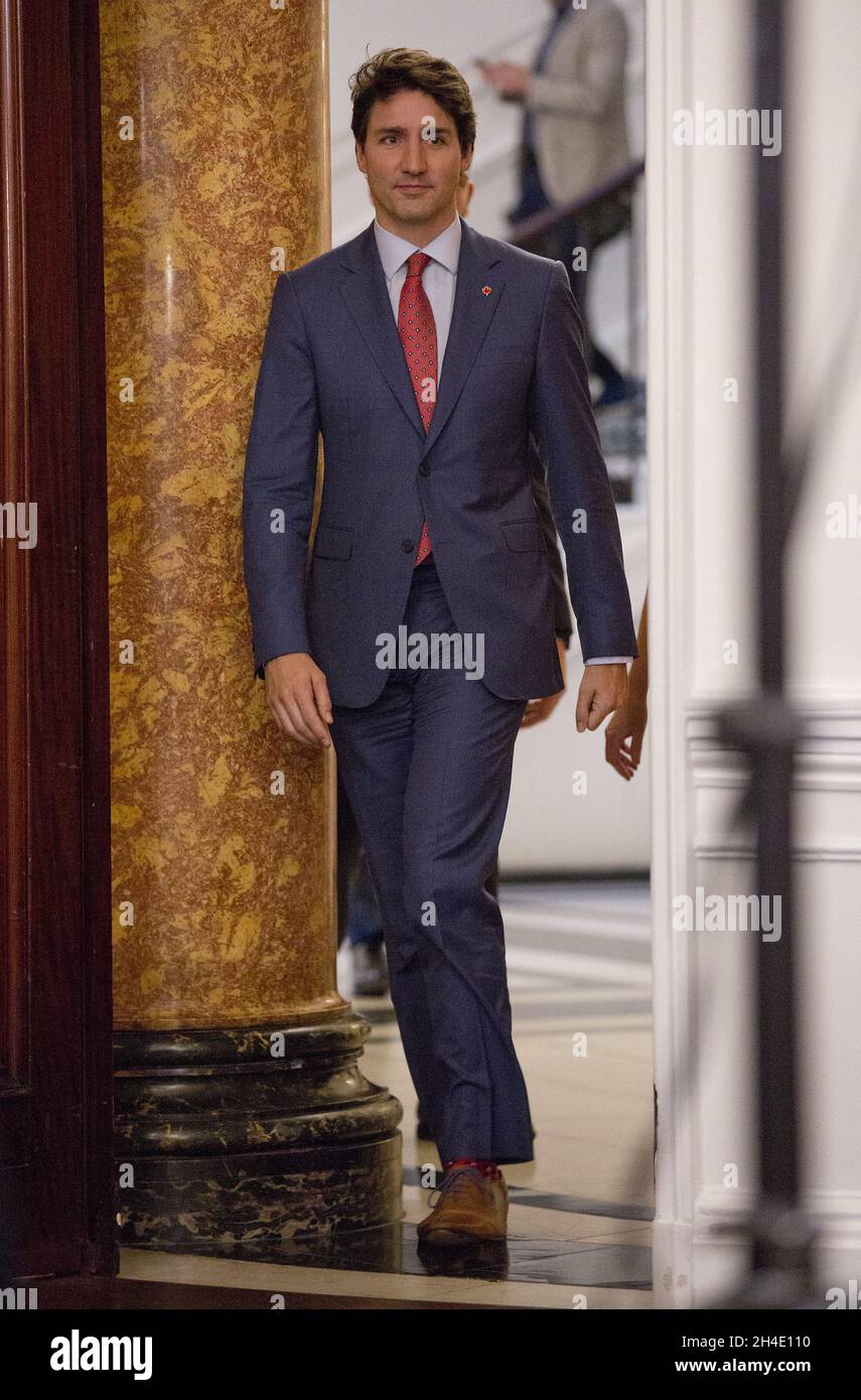 Pm justin trudeau hi-res stock photography and images - Alamy