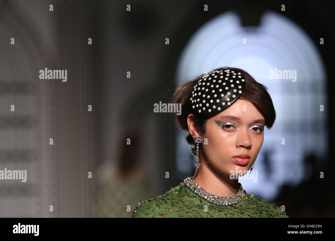 Models on the Fashion in Motion: Holly Fulton show, a retrospective ...