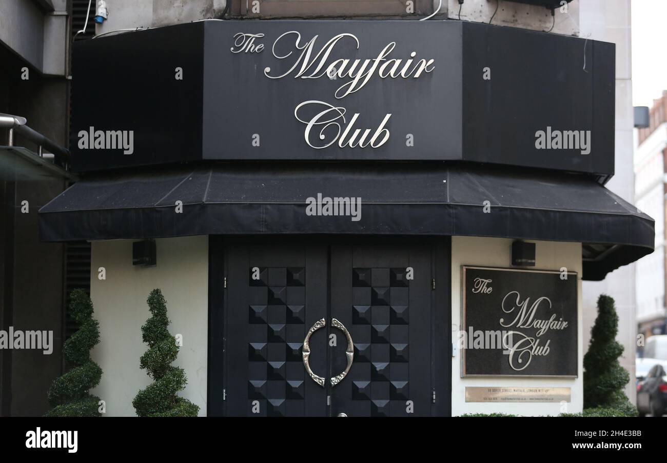 Mayfair sign green park hi-res stock photography and images - Alamy