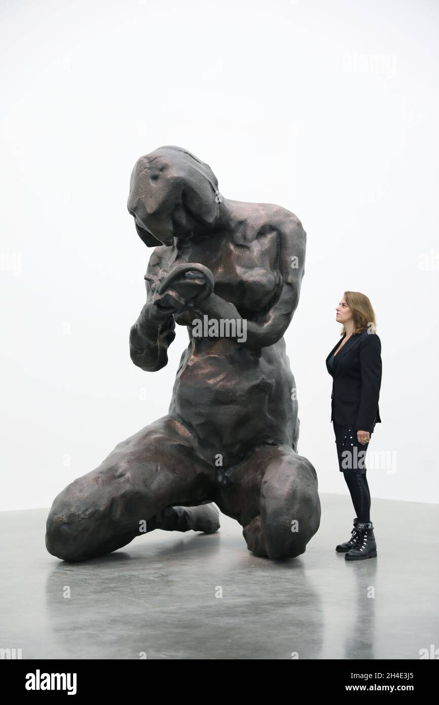 Tracey Emin pose next to 'The Mother' (bronze, 2017) at the launch of ...