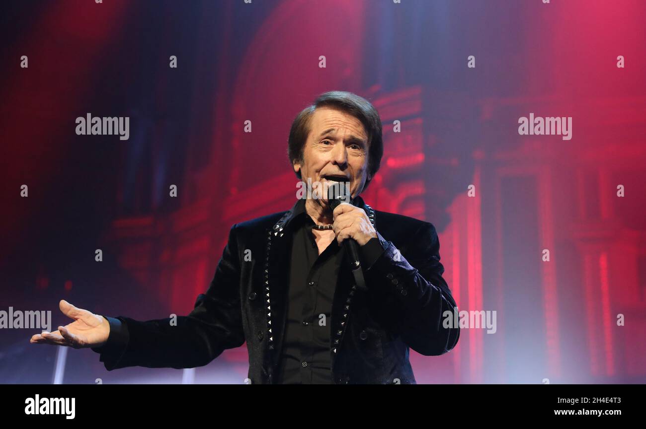 World-famous Spanish singer and actor Raphael performs at London's ...