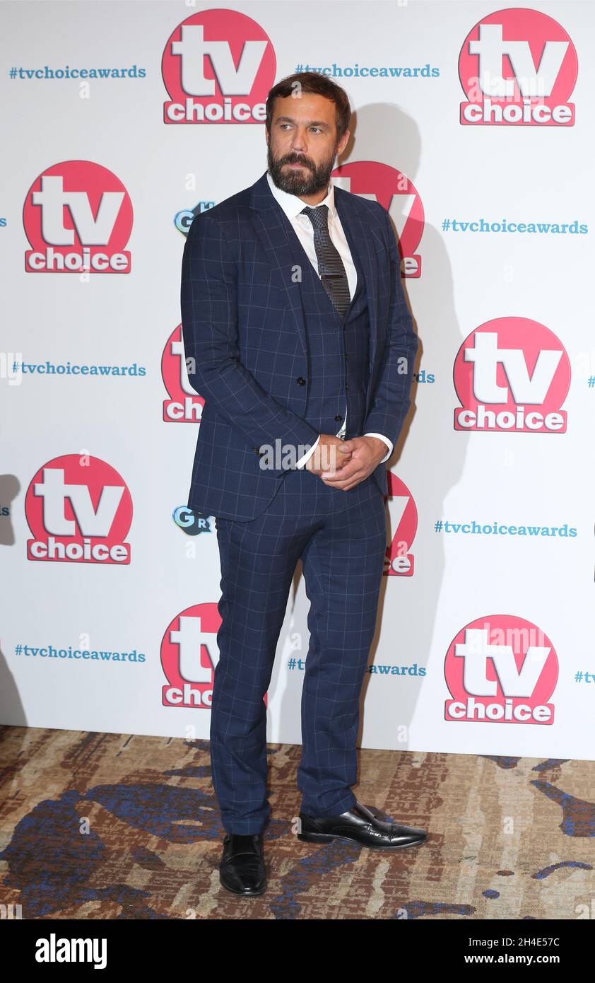 Tv awards 2018 hi-res stock photography and images - Alamy