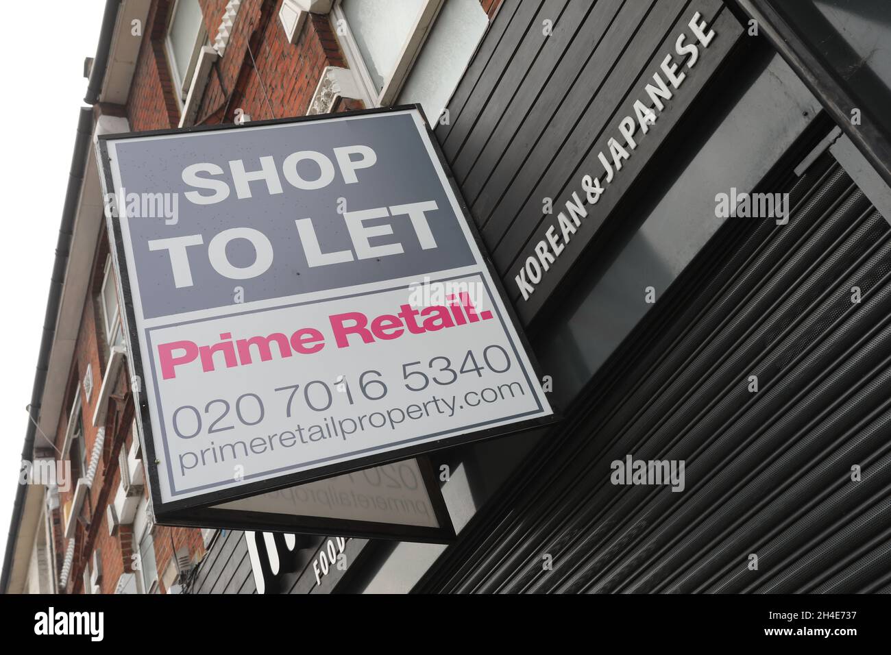 A 'To Let' shop sign in a high street in Wood Green, north London ...