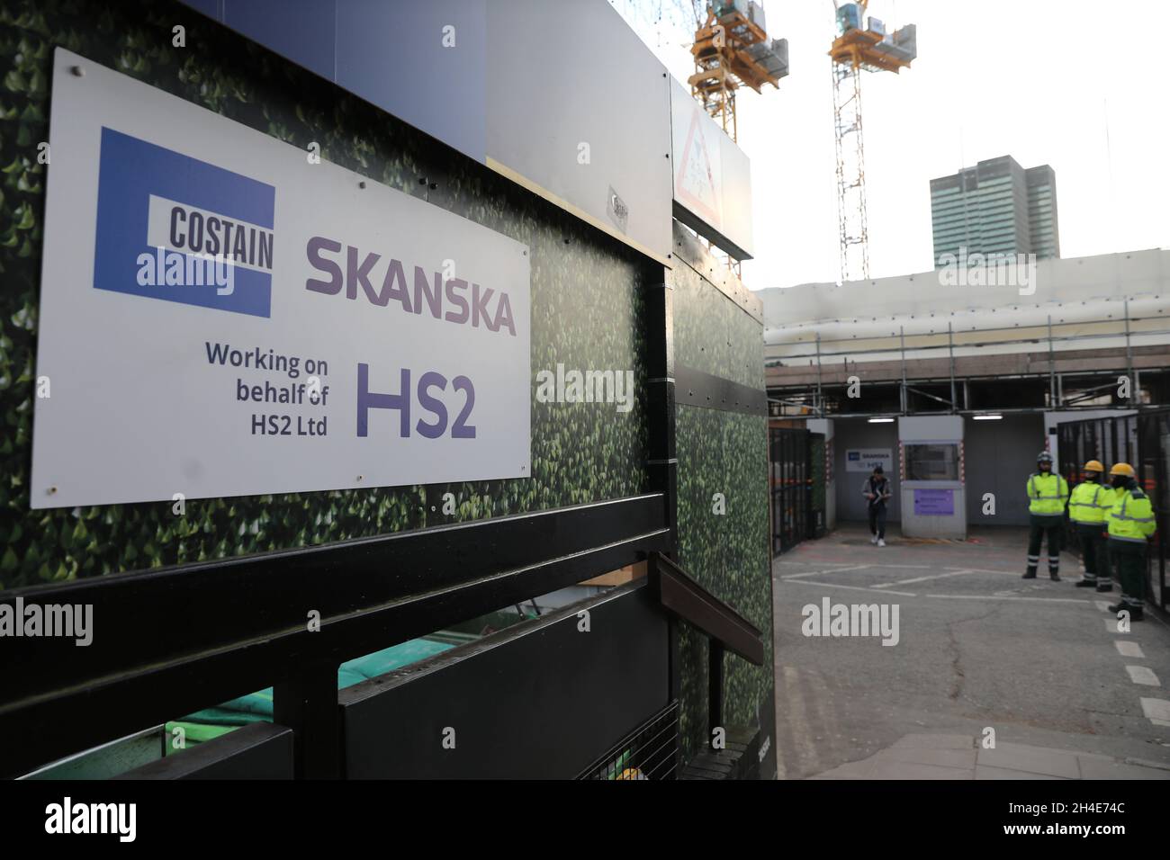 Hs2 construction workers hi-res stock photography and images - Alamy