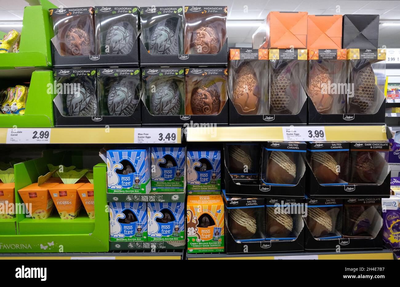 Lidl eggs hi-res stock photography and images - Alamy