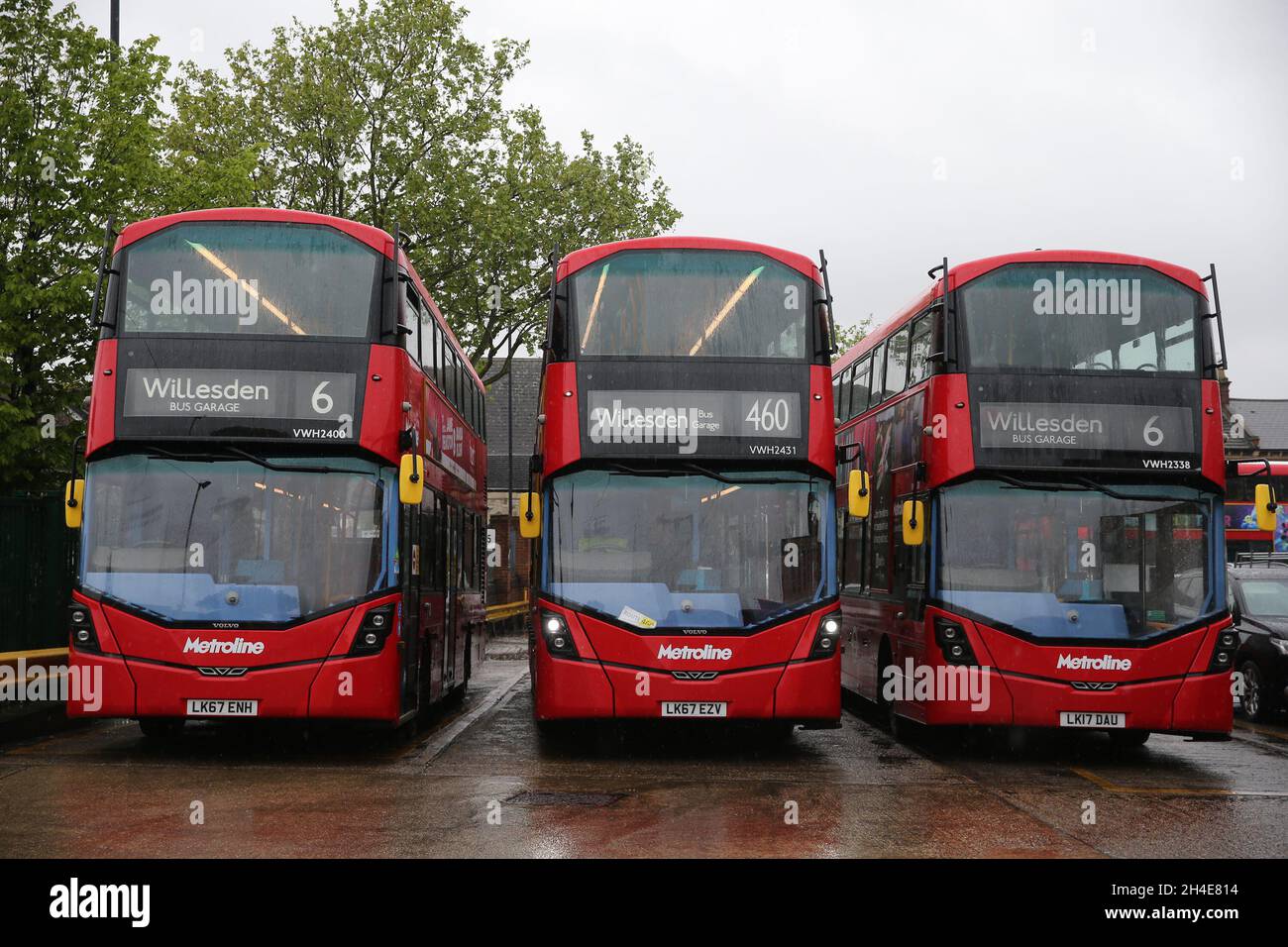 Willesden bus garage hi-res stock photography and images - Alamy