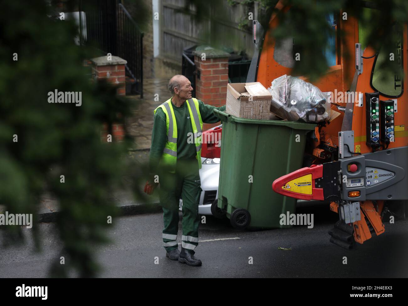 Islington council refuse collectors clear the recycling bins from local ...