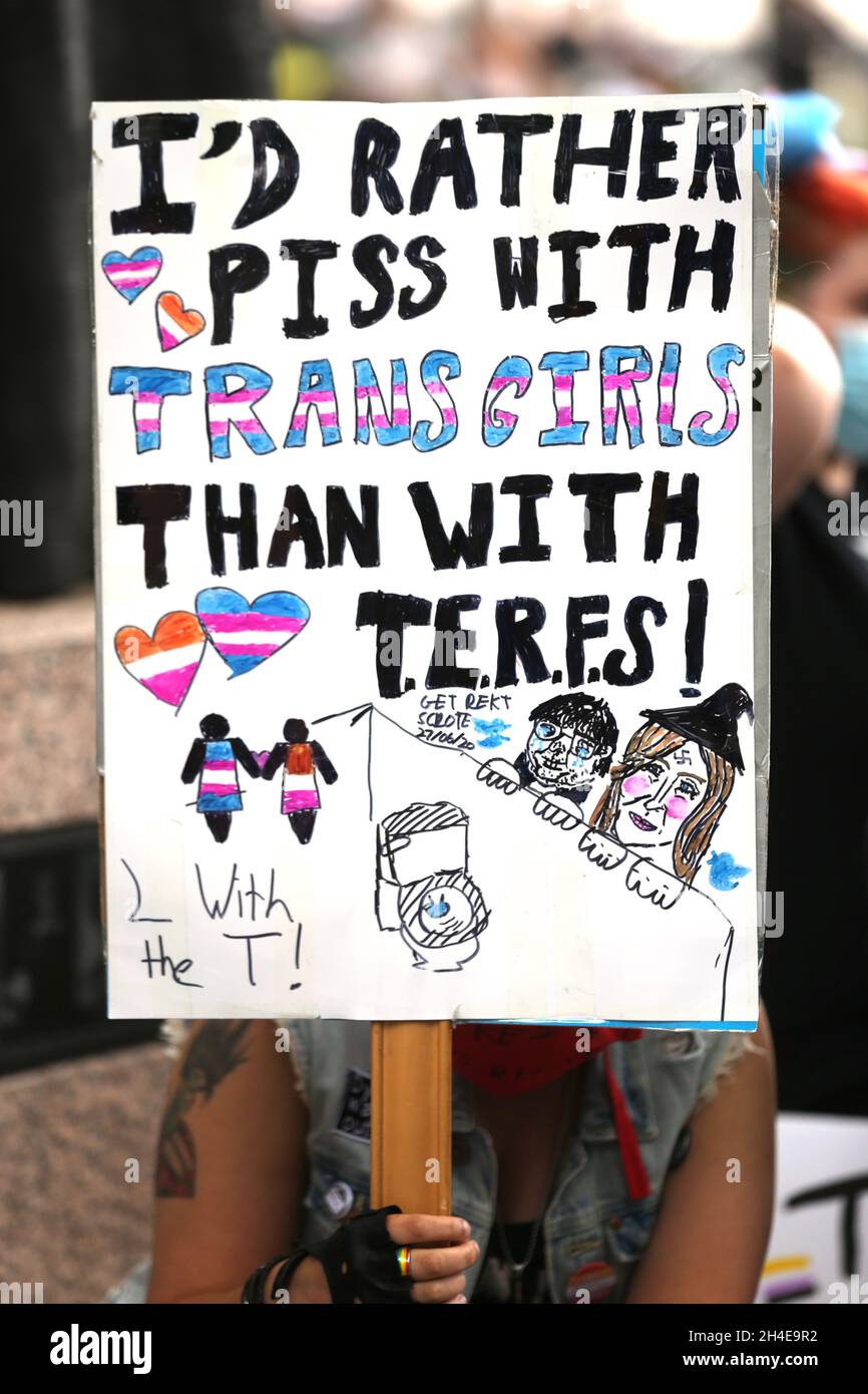 Raft black lives matter protests hi-res stock photography and images ...