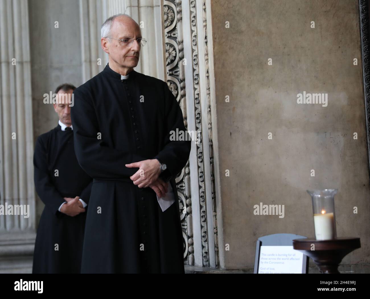 David ison hi-res stock photography and images - Alamy