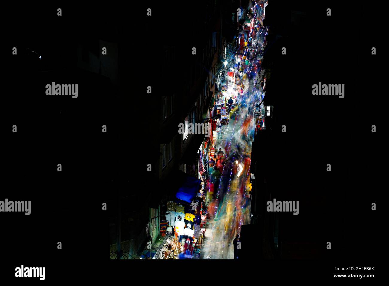 Kathmandu, Nepal. 2nd Nov, 2021. Shoppers throng the Ason markets a day ...
