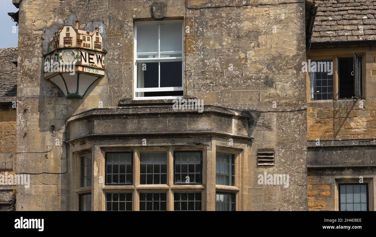 Unique signage on the side of a building Stock Photo - Alamy