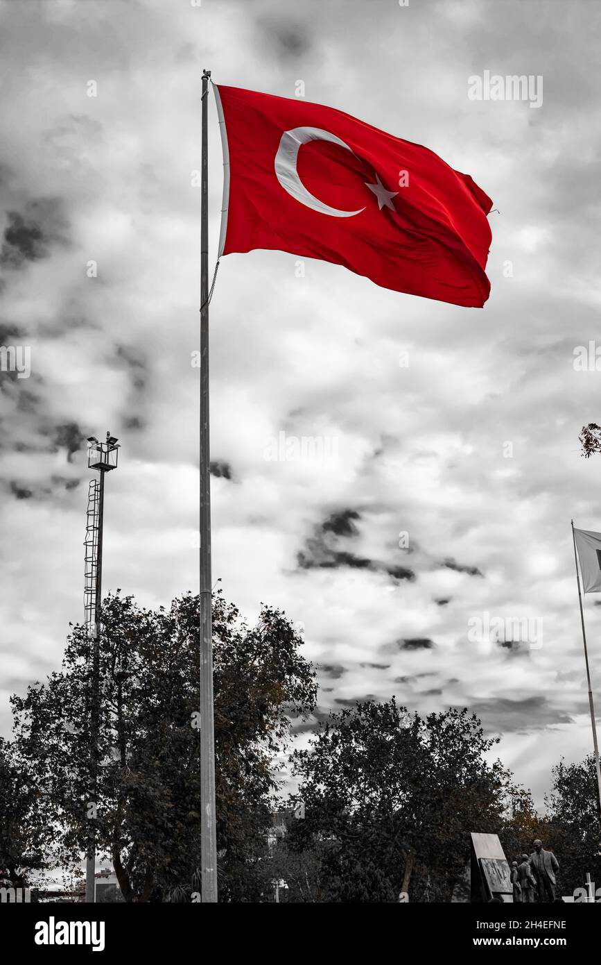 Long mast hi-res stock photography and images - Alamy