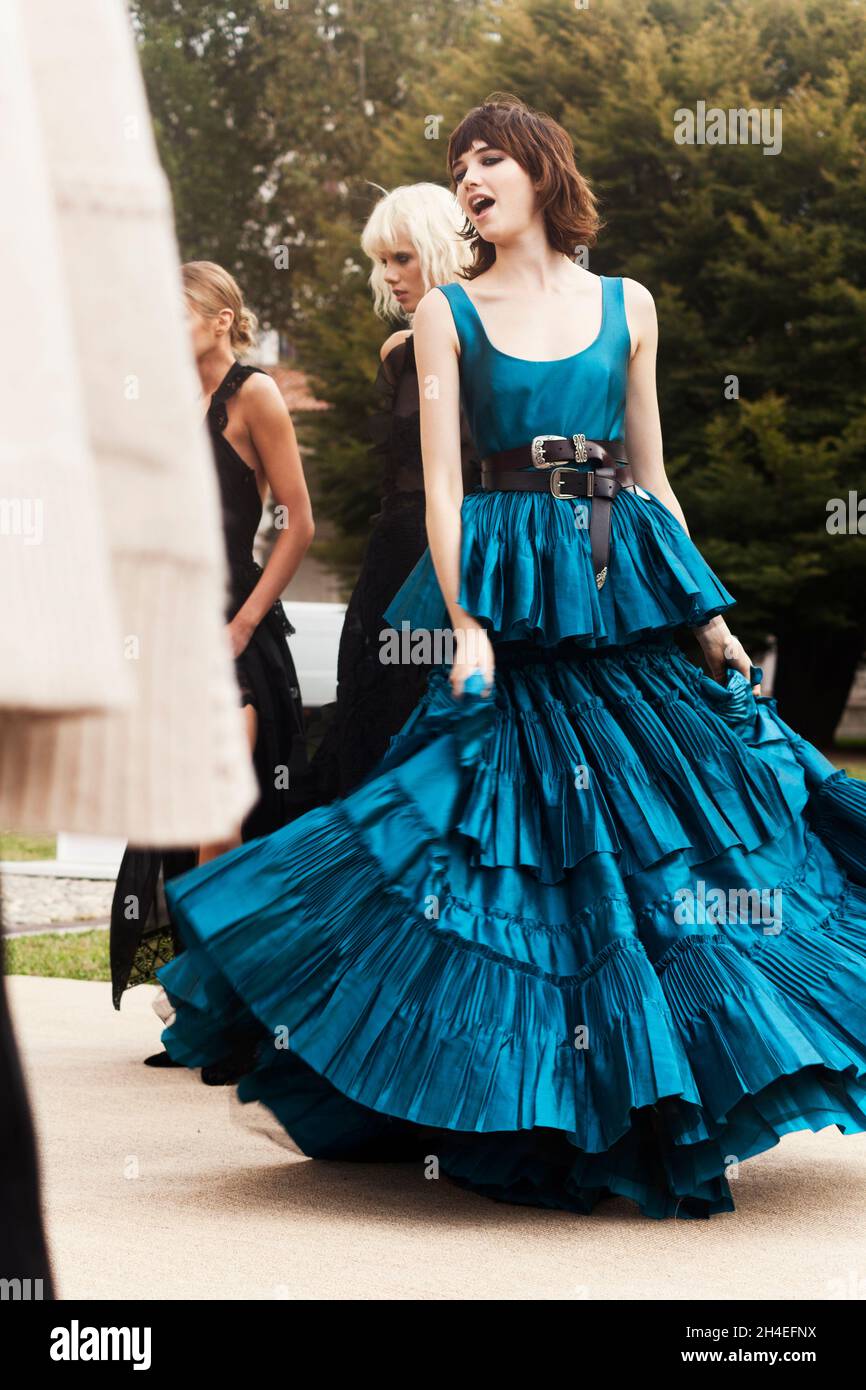 Catwalk model kate moss hi-res stock photography and images - Alamy