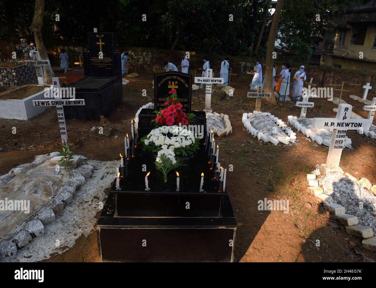 Guwahati, Guwahati, India. 2nd Nov, 2021. Nuns offer prayer to departed ...