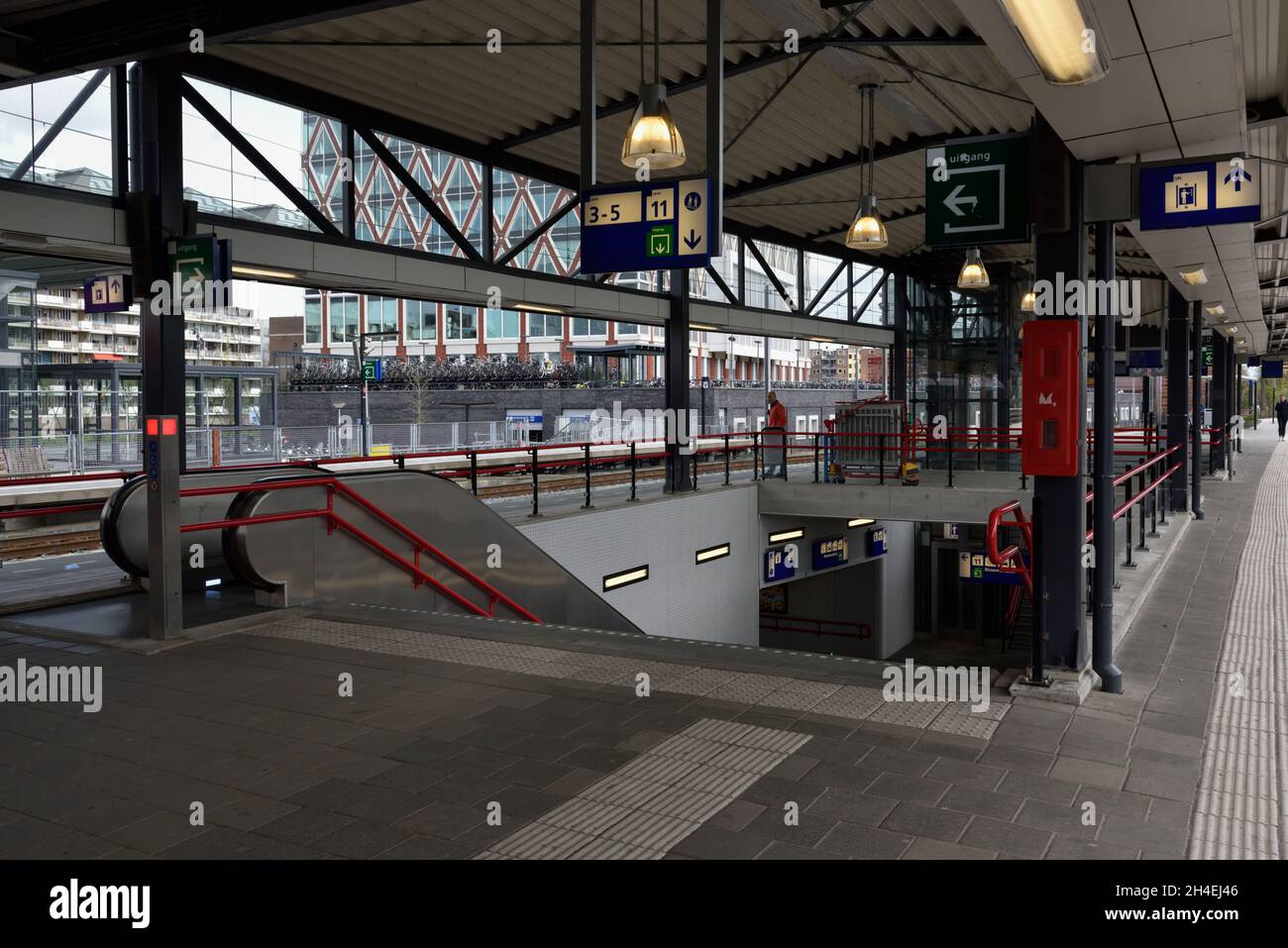 Train Station, Gouda, The Netherlands Stock Photo - Alamy