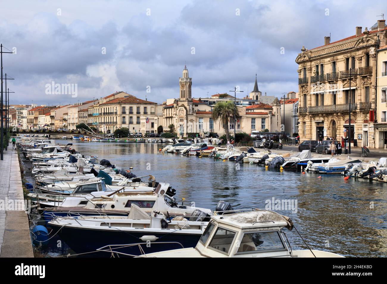 SETE, FRANCE - OCTOBER 2, 2021: Canal view in downtown Sete, France ...
