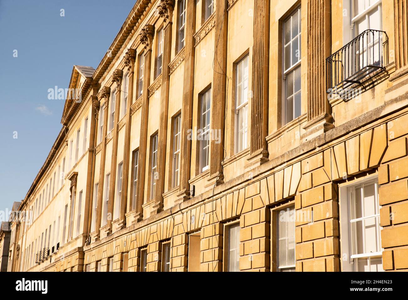 Classic Bath housing architecture built with local Bath Stone Stock ...