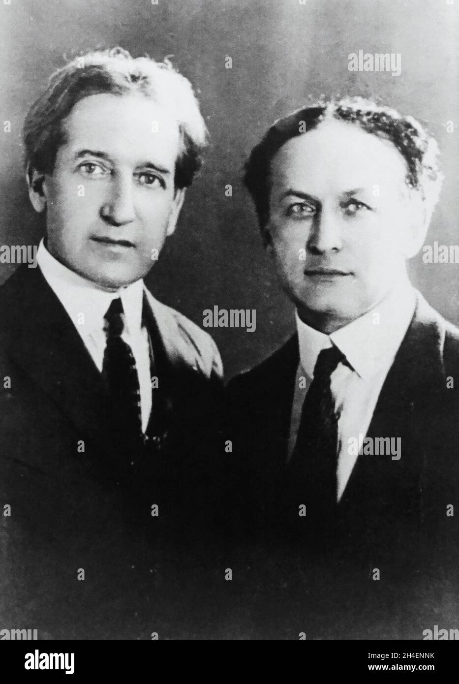 Magician Harry Houdini and Magic related vintage Stock Photo - Alamy