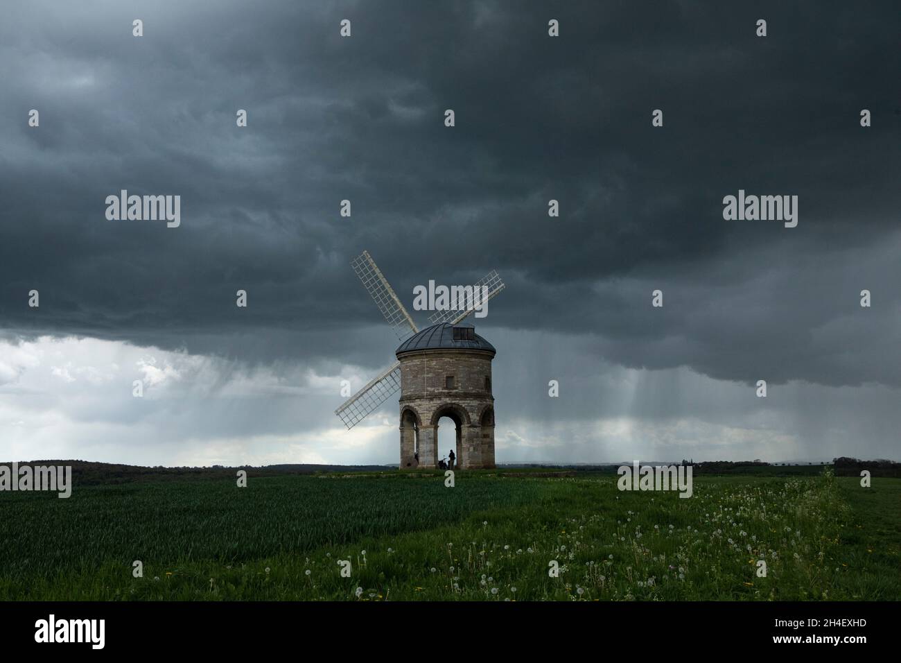 Chesterton mill with approaching storm, Warwickshire, England, UK Stock ...