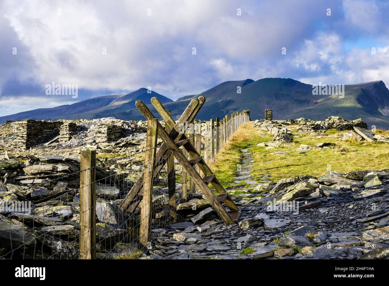Ladder stile in slate quarry on Miners Track from Rhyd Ddu with Nantlle ...