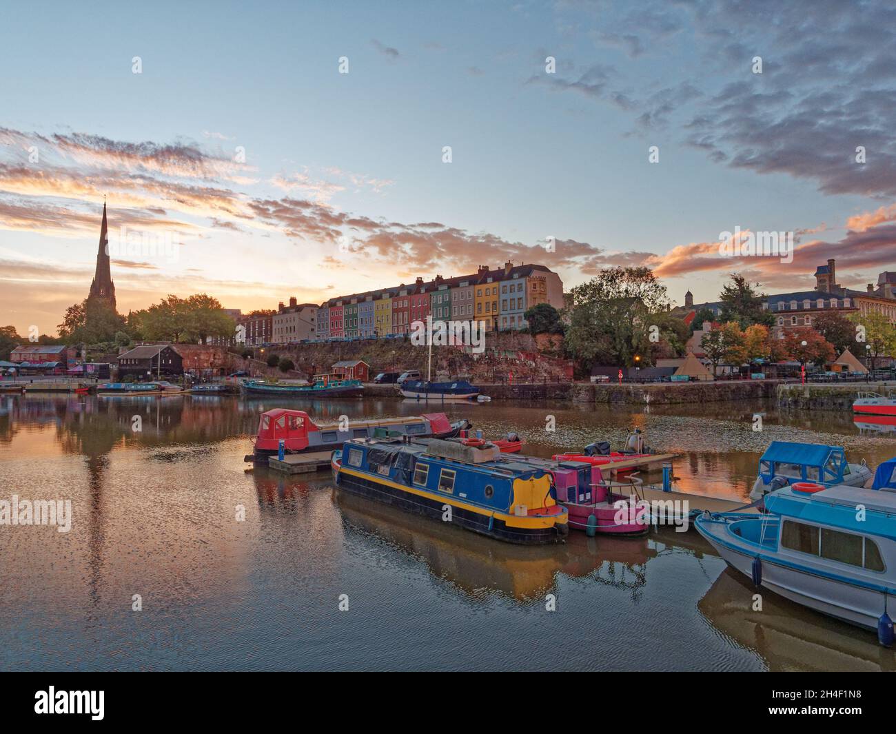 Sunrise, St Mary Redcliffe Church, River Avon, Bristol, England, UK, GB ...