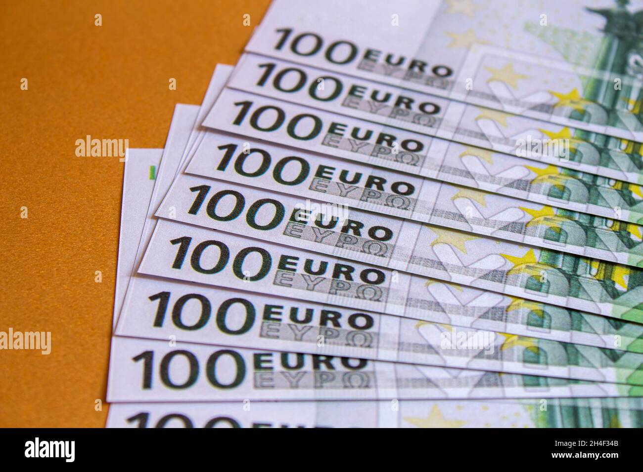 Wealth people value color hi-res stock photography and images - Alamy