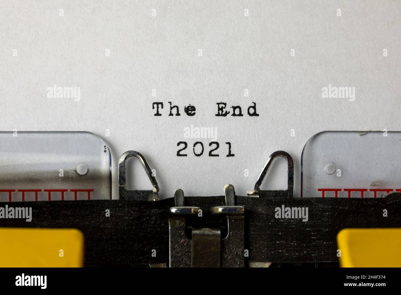 The End 2021 written on an old typewriter Stock Photo - Alamy