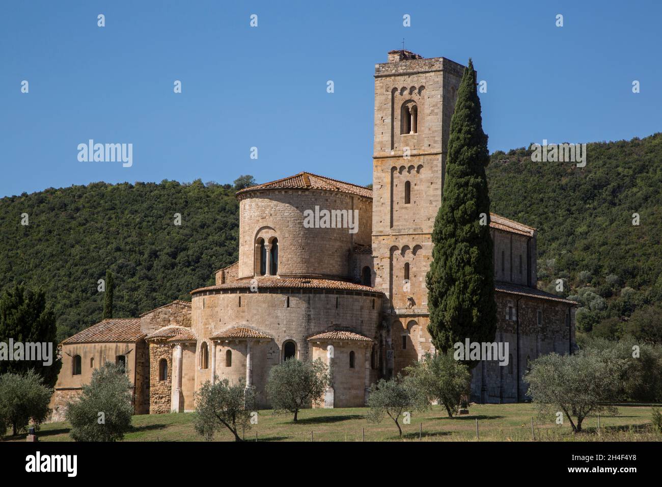 Carolingian romanesque architecture hi-res stock photography and images ...
