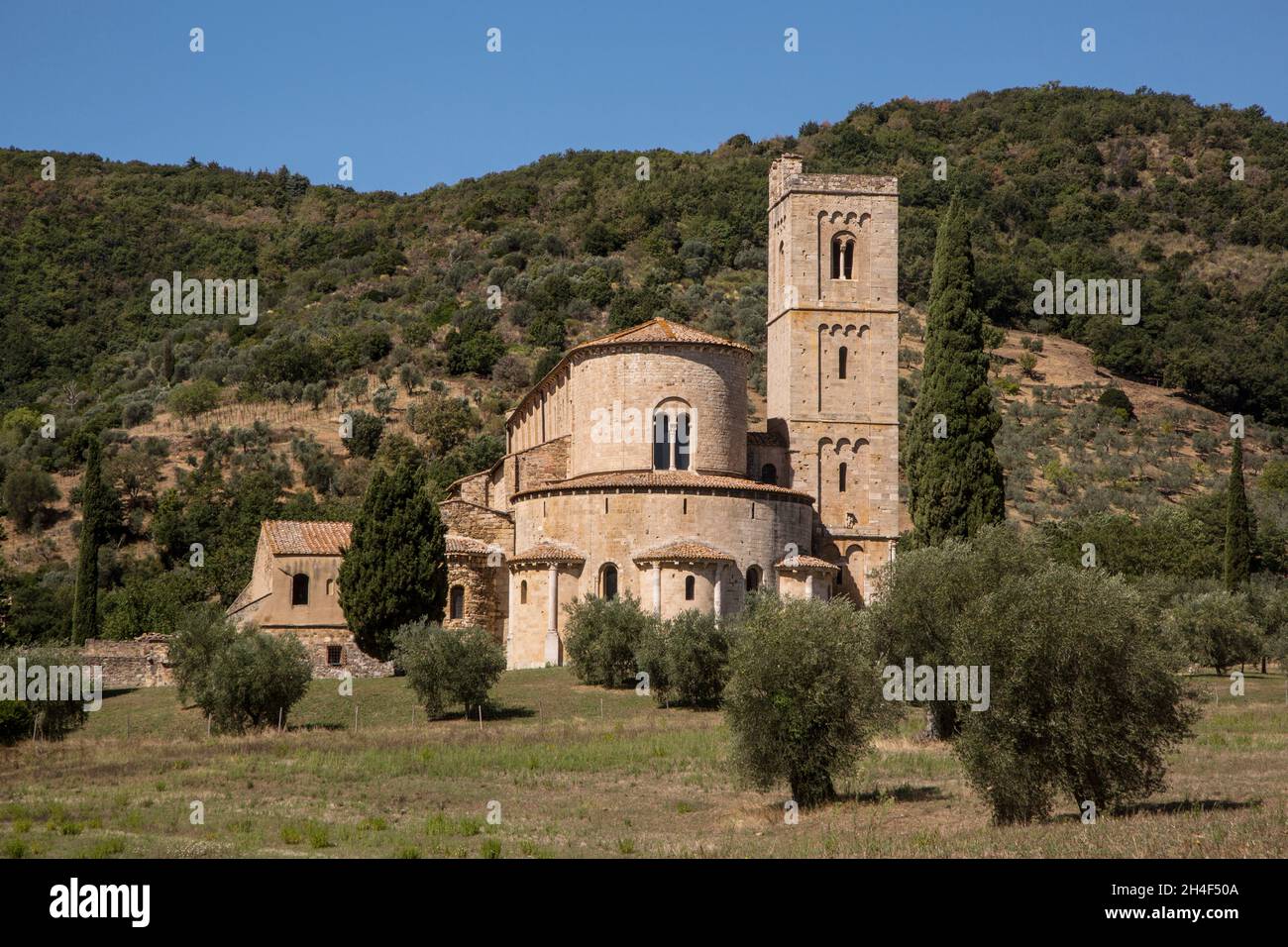 Carolingian romanesque architecture hi-res stock photography and images ...