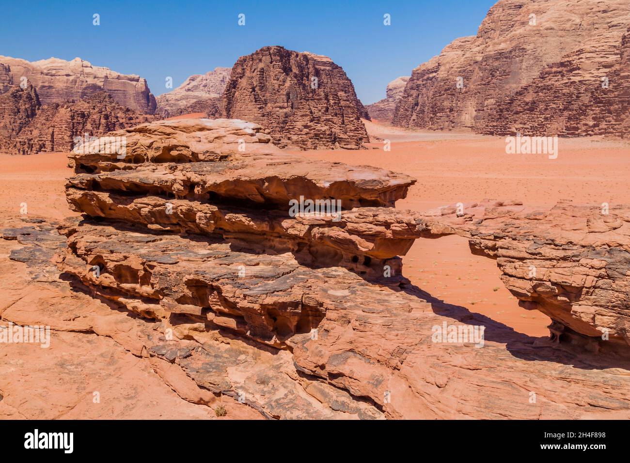Little bridge in wadi hi-res stock photography and images - Alamy