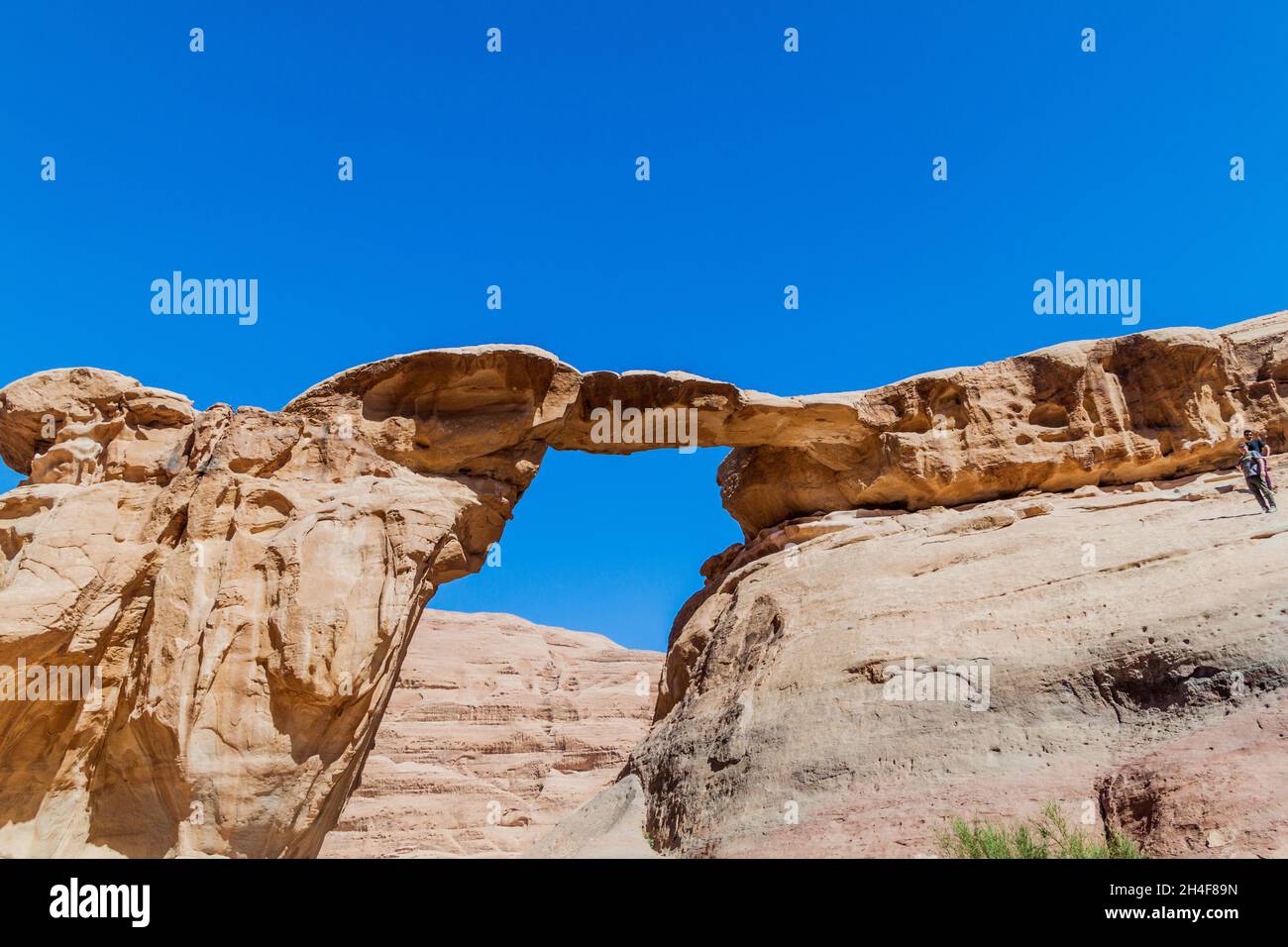 Burdah rock bridge in Wadi Rum desert, Jordan Stock Photo - Alamy